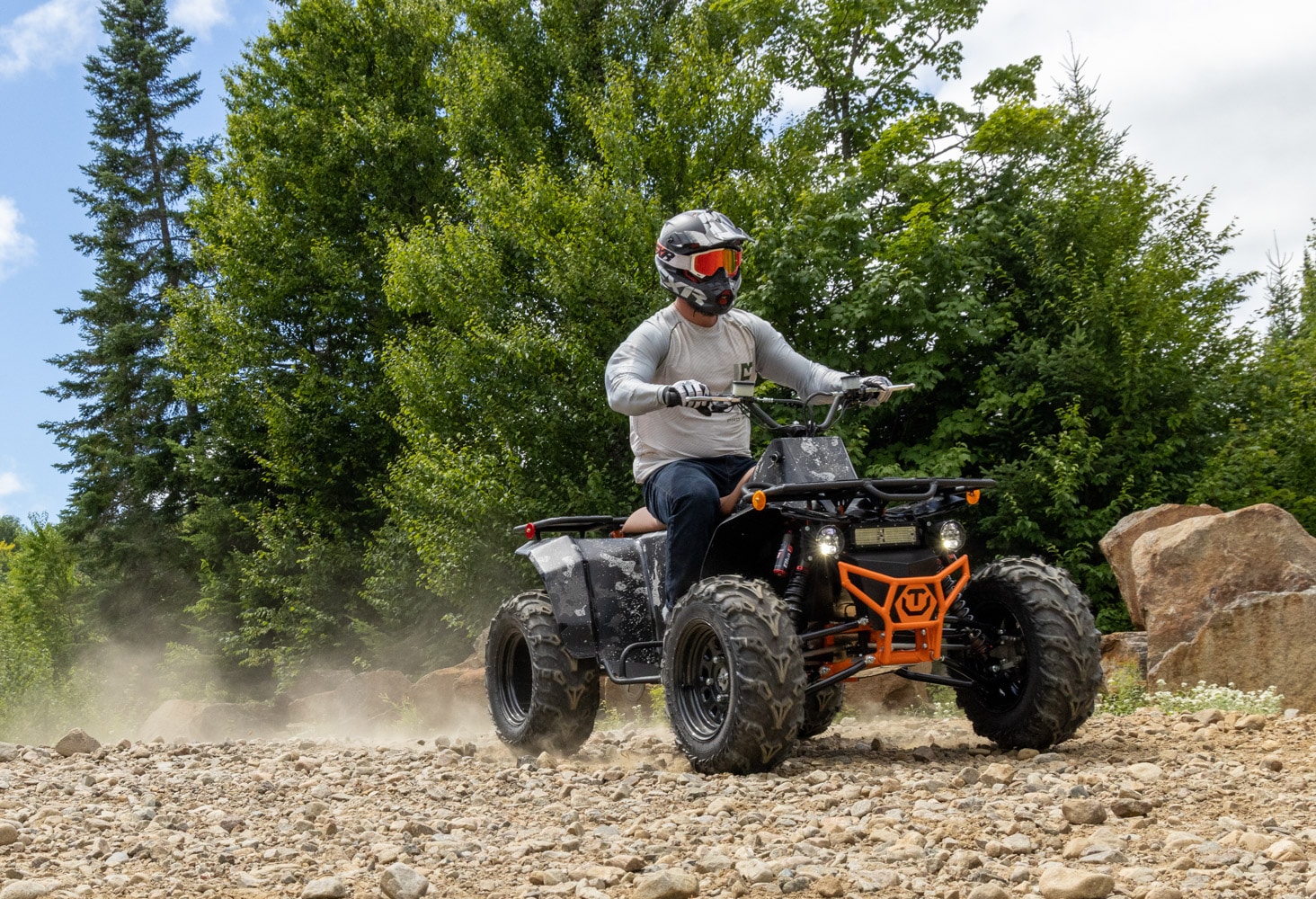 Theron REEVER – Essai - Planète Quad Magazine