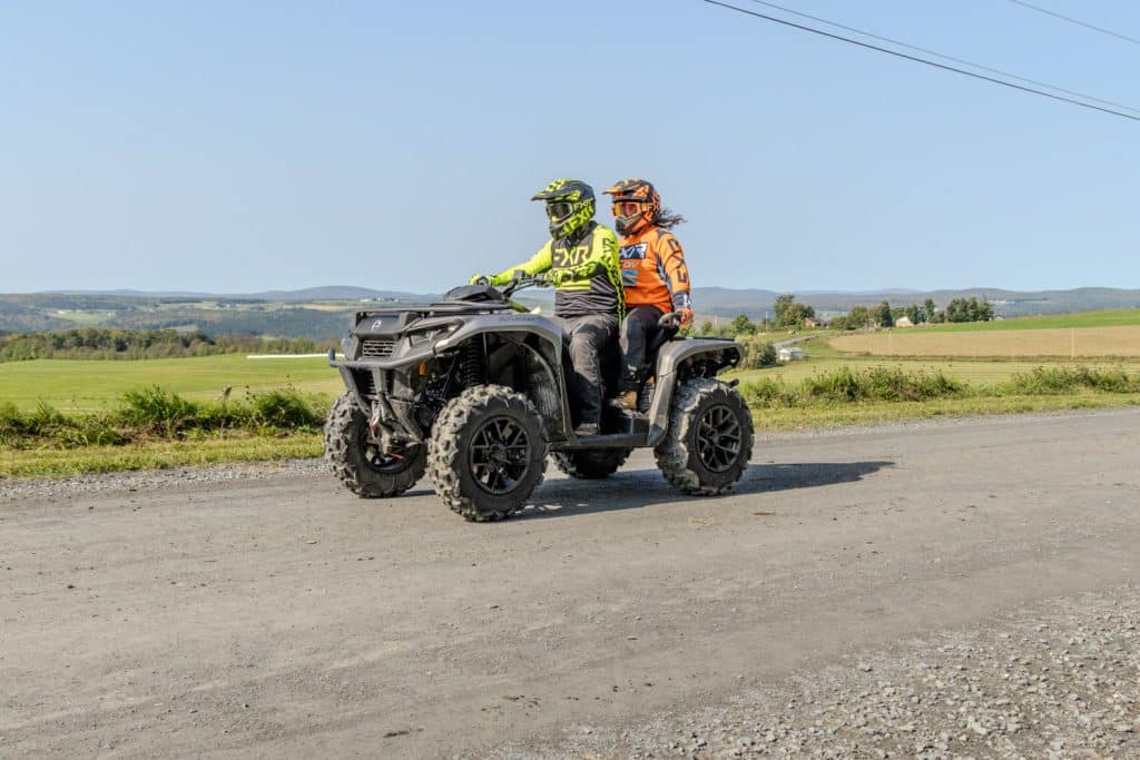 Can-Am Outlander 700 MAX XT - essai - Planète Quad Magazine
