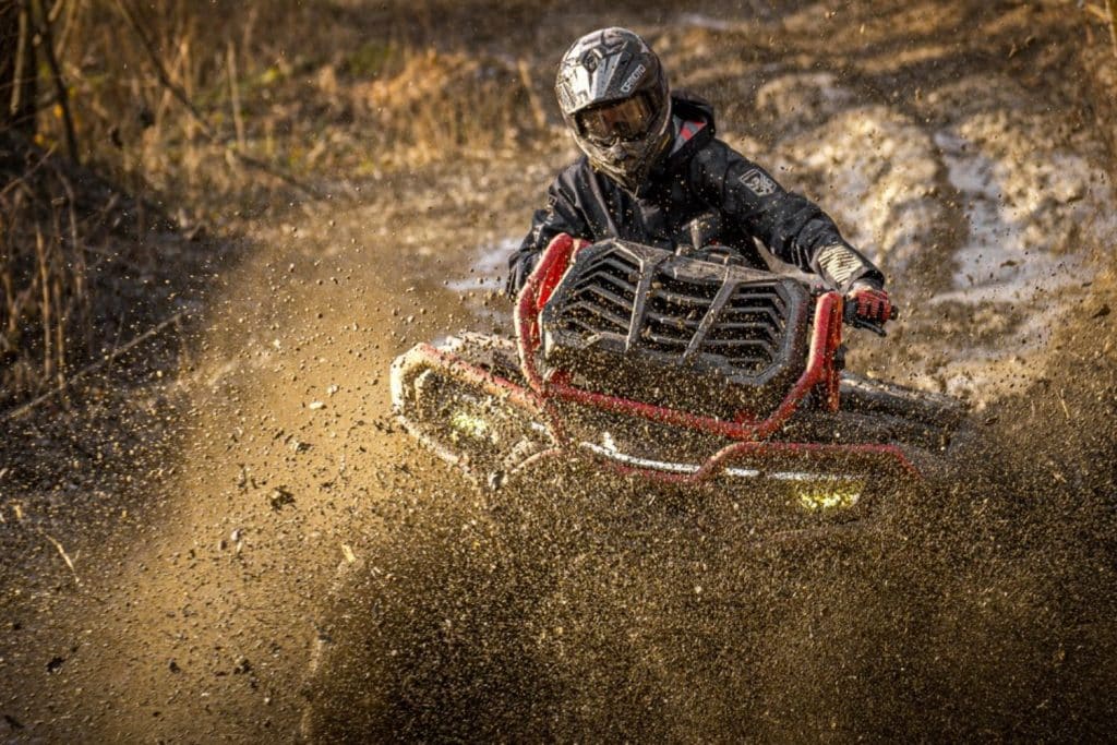 Essai du Suzuki KingQuad 750 2025, un vétéran toujours pertinent ...